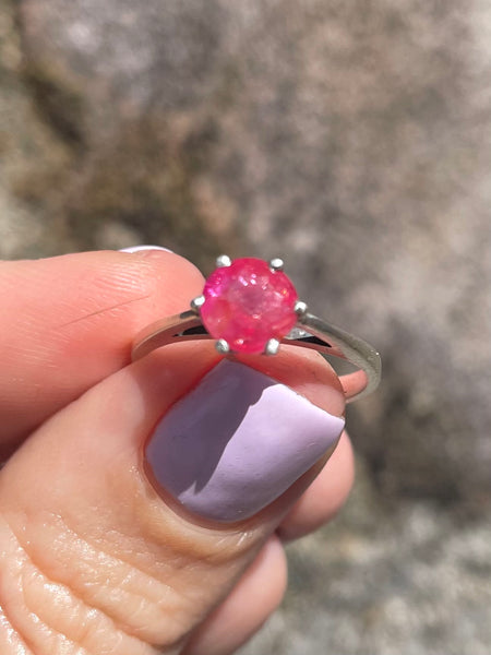 Sri Lankan Ruby & Silver Ring - Made In Sri Lanka – BoBo GloBal